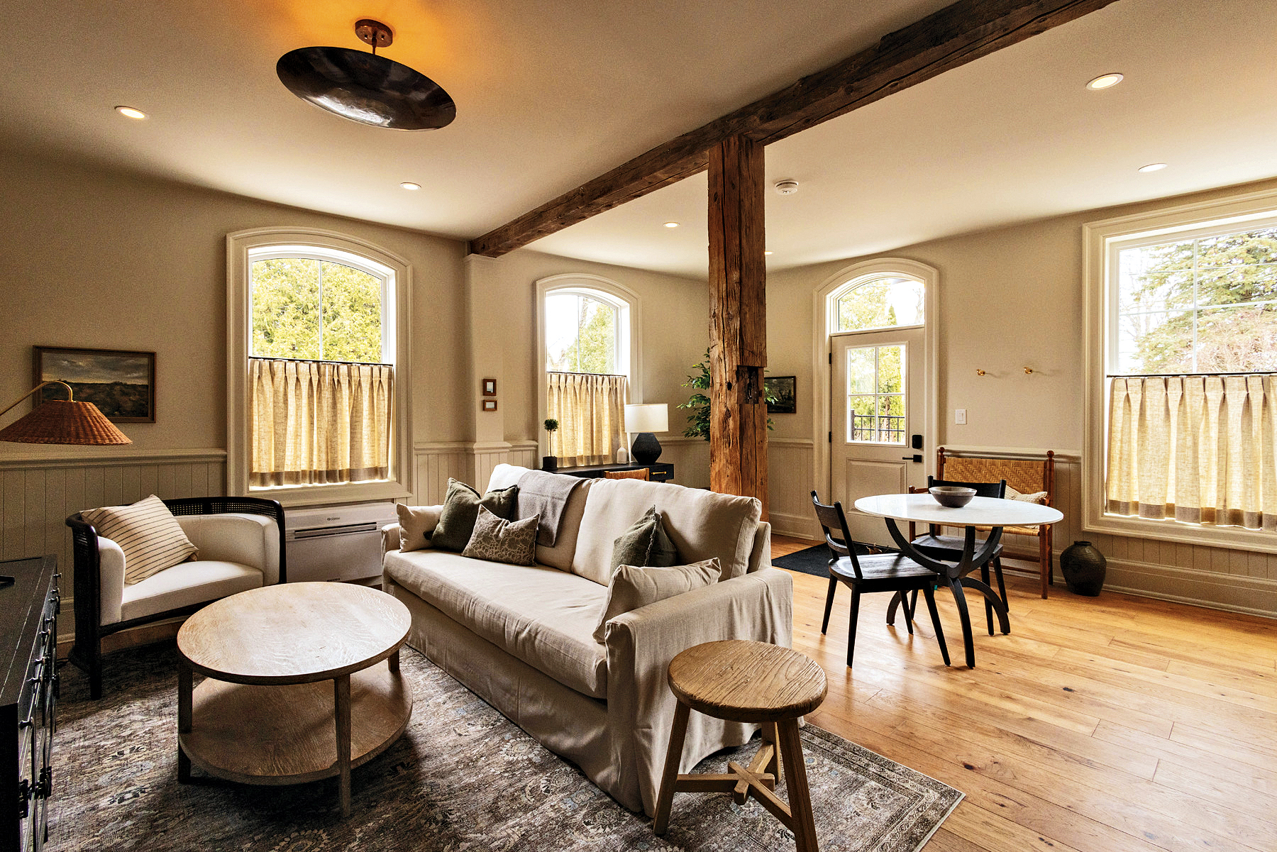 Get the look of a high-end Caledon inn and retreat | Reno + Decor