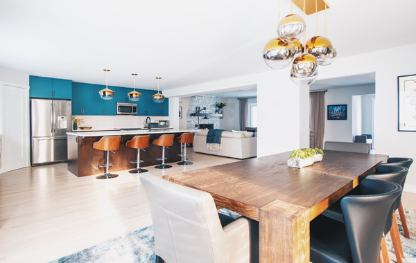 Cool and colourful cooking space | Reno + Decor